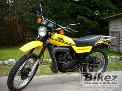 Yamaha DT 125 E gallery